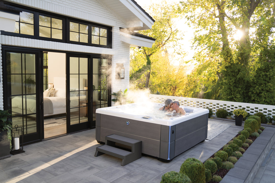 Grandee 7 Person Hot Tub | Leisure Time Inc.
